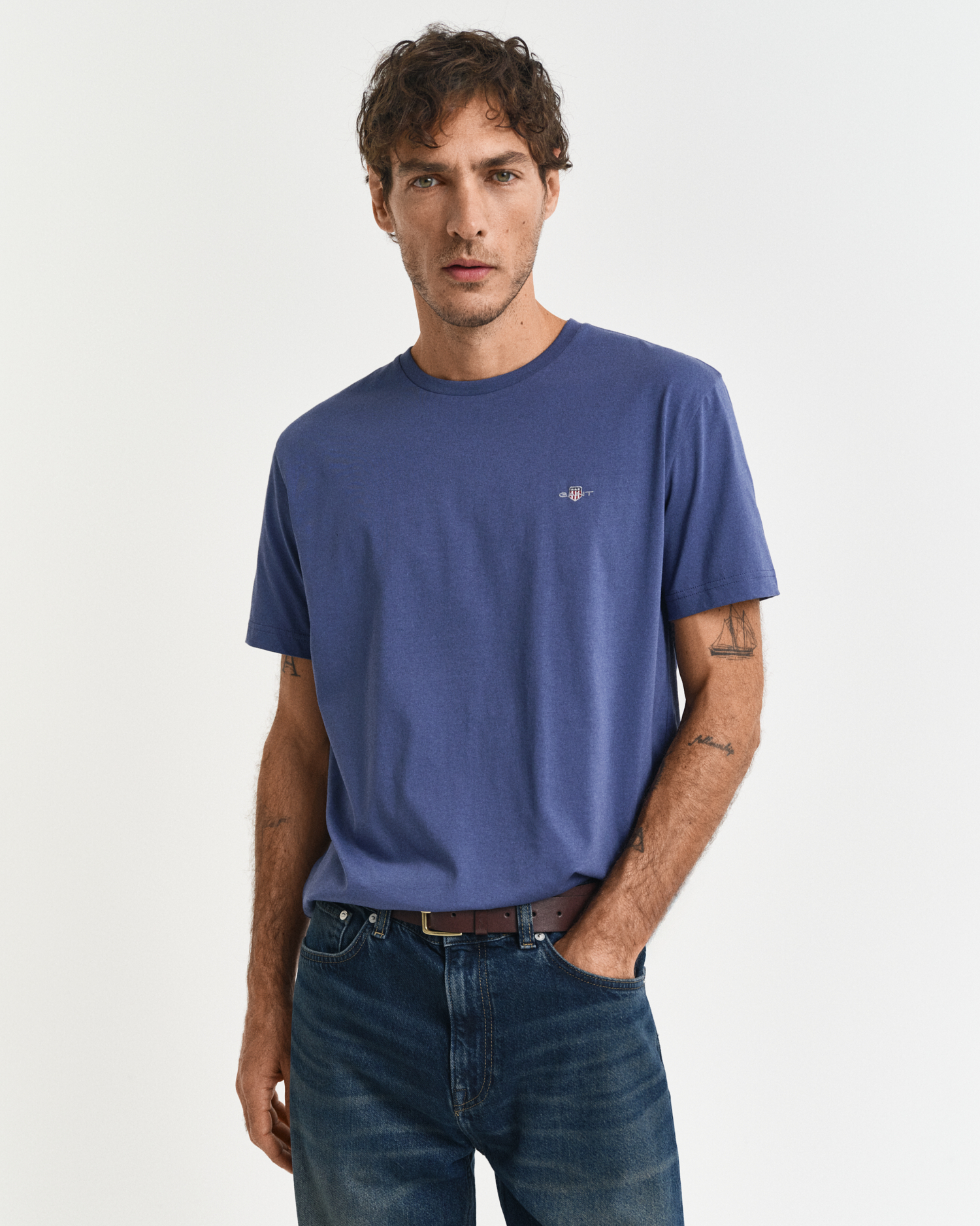 Regular Fit Shield T-Shirt - GANT